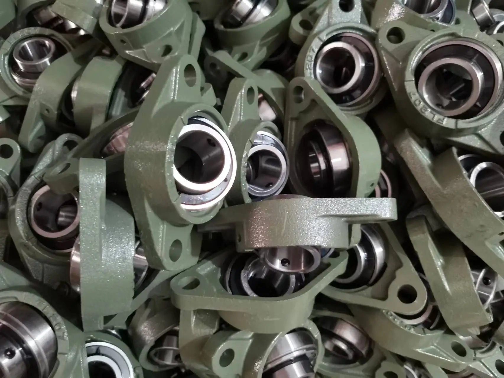 Grease-Lubricated Bearing Housing Unit Uc 207 Ucp 206 Ucf 205 Ucf 204 ...