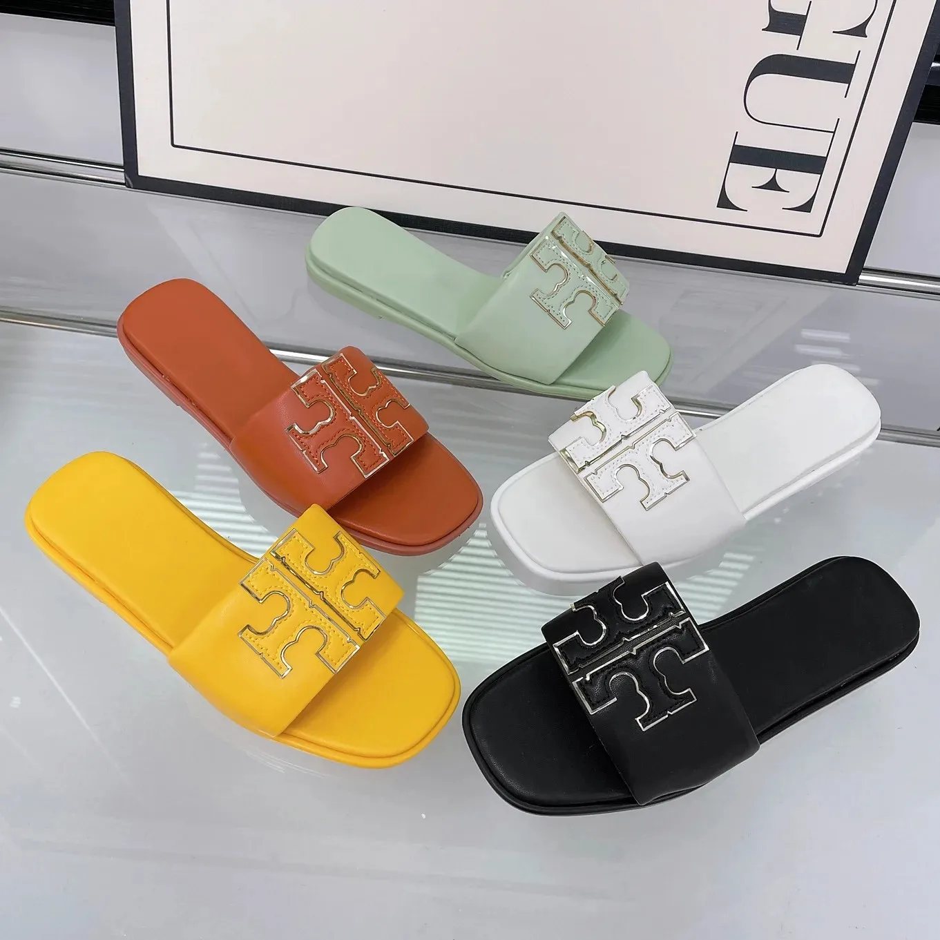 Women's New Designer Famous Slippers Hot Sell Designer Sandals Slides ...