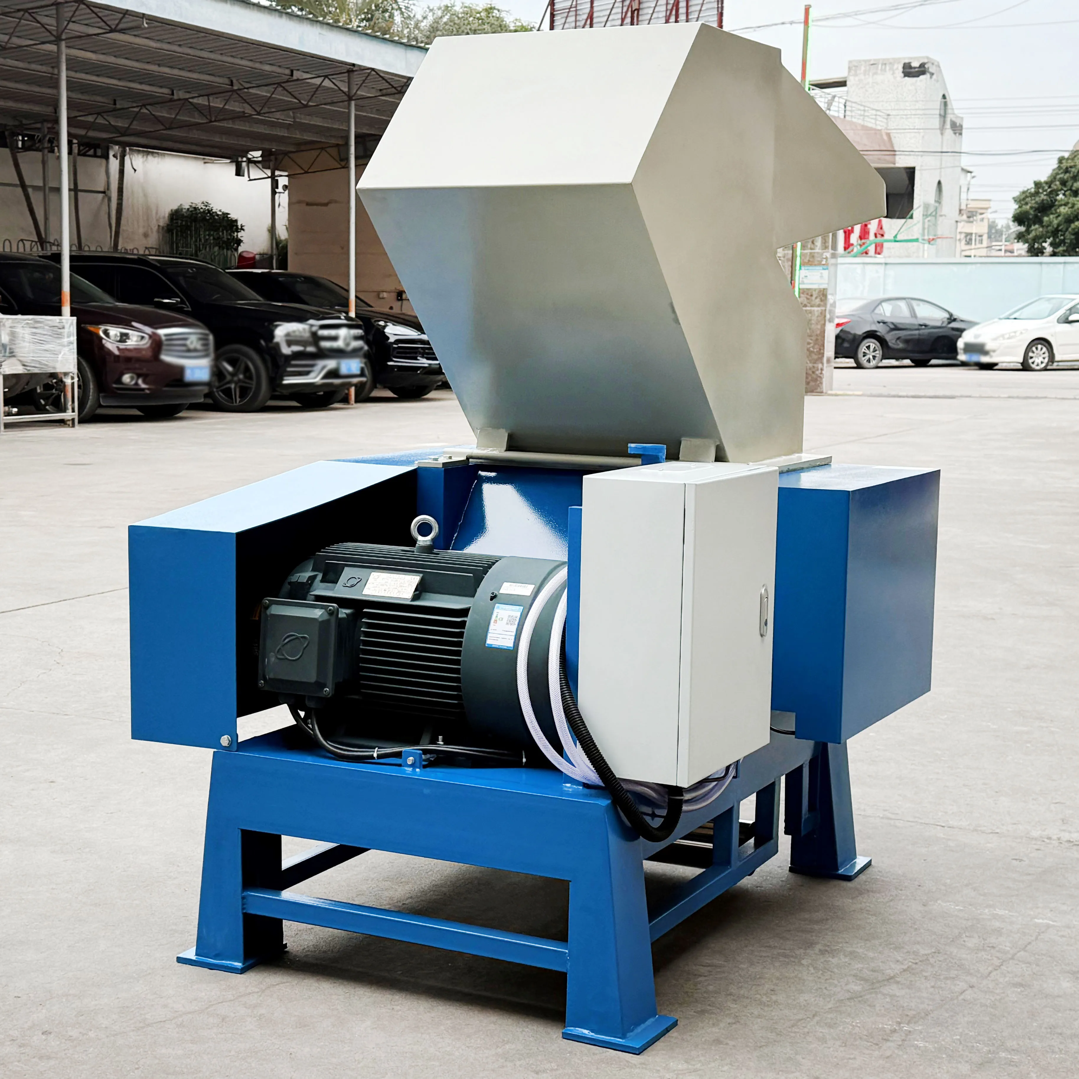 Custom Industrial Plastic Waste Crusher - Efficient & Silent