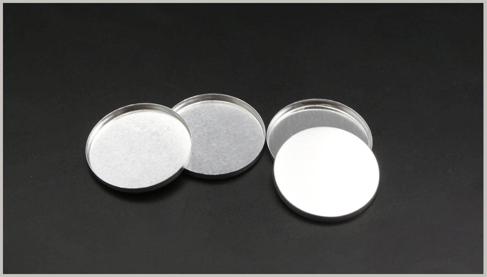 Custom Eyeshadow Godet Tin Pan Square Eye Shadow Magnets Pans Empty 42mm