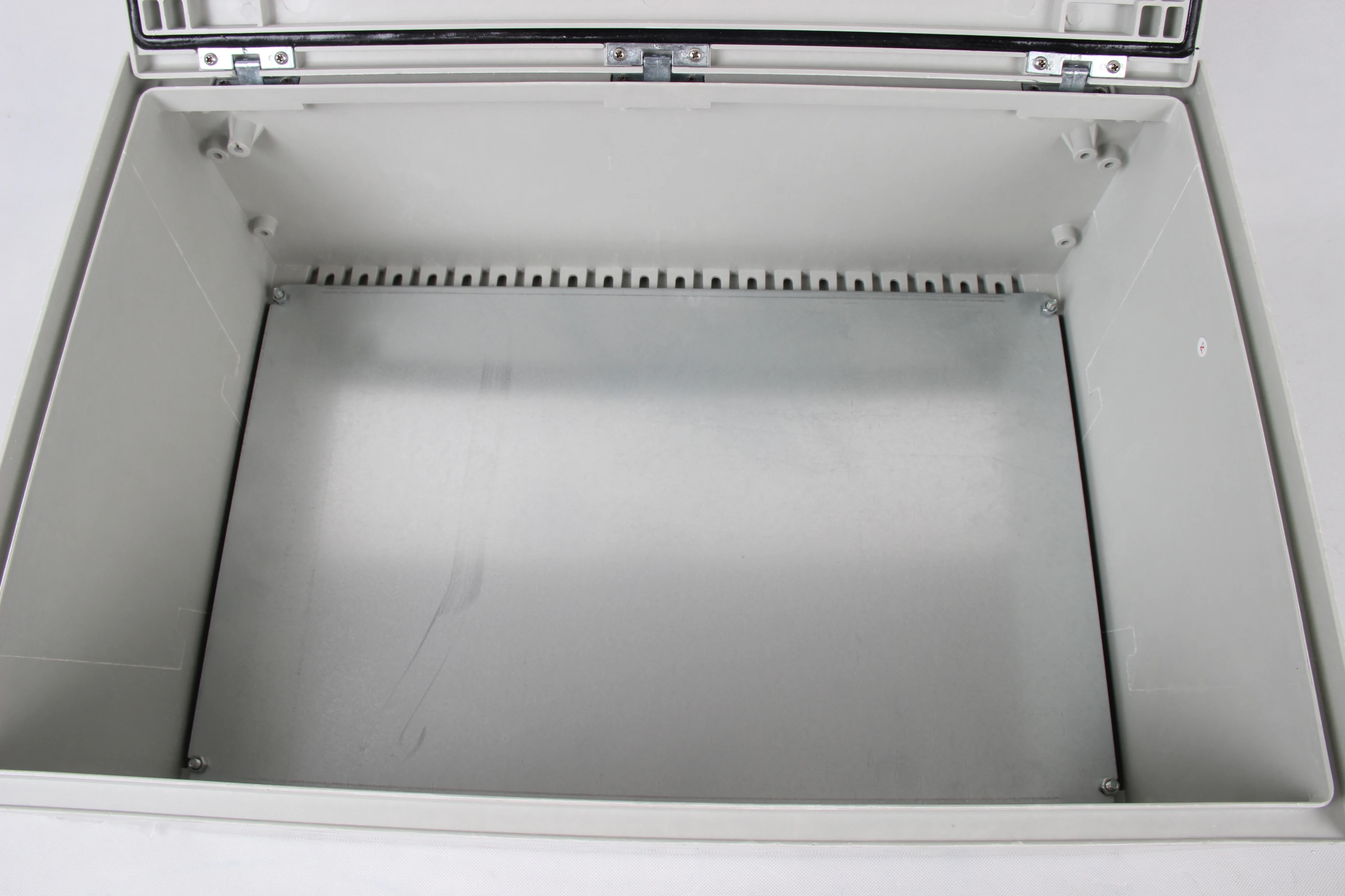 Saipwell Outdoor Equipment Enclosure - Weatherproof Fiberglass