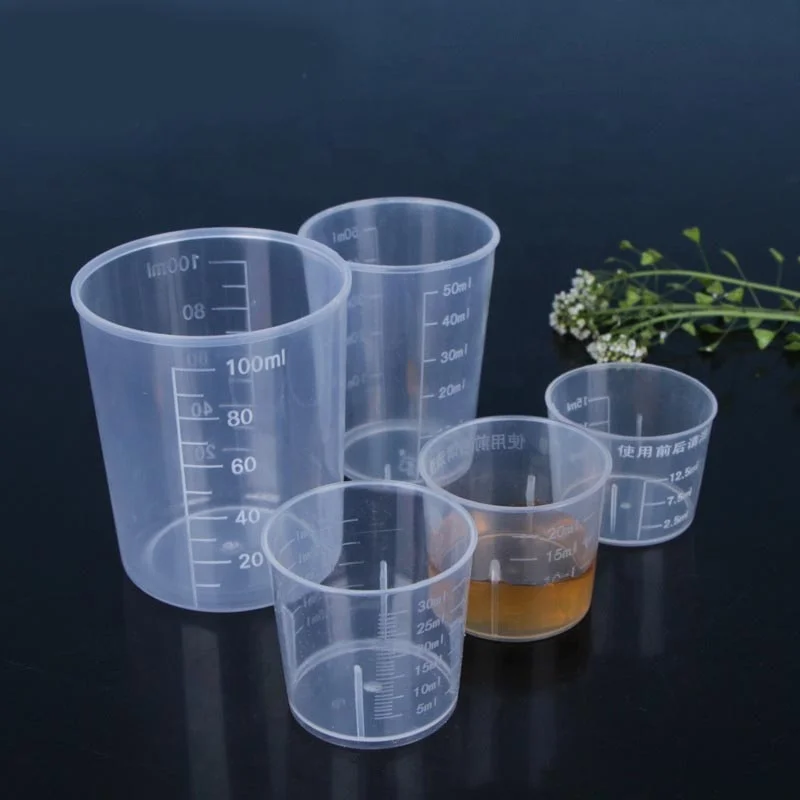 Measuring Cups - Precise Liquid Quantities for Lab & Kitchen