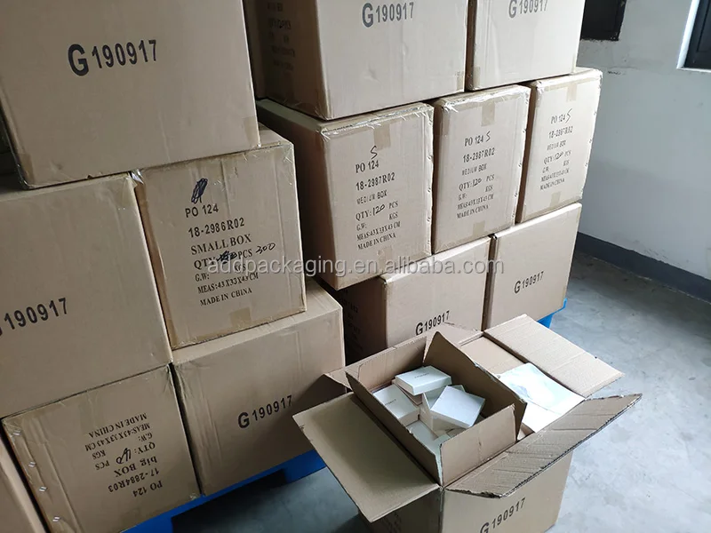 Customized Black LOGO Cream Cardboard Two Pieces Packer Foam Inlay ...