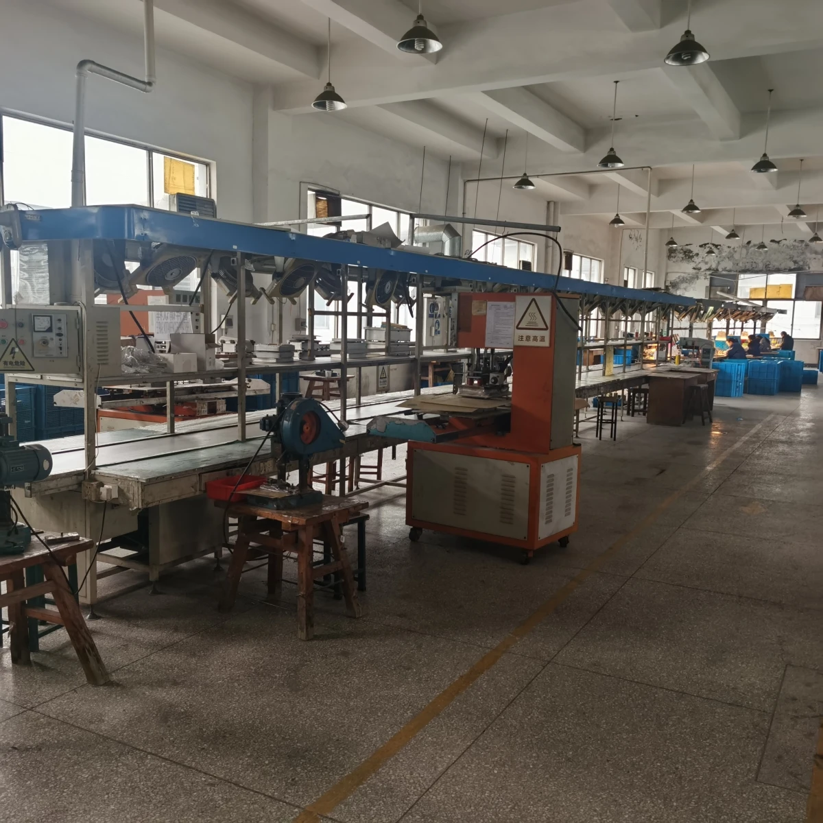 Company Overview - Yuyao Flash Light Lighting Electric Factory