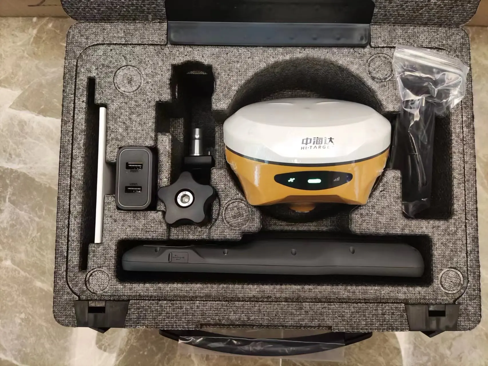 Alibaba.com: Hi-target V300/V500 GNSS RTK with 1408 channels and IMU for land surveying: Connect ...