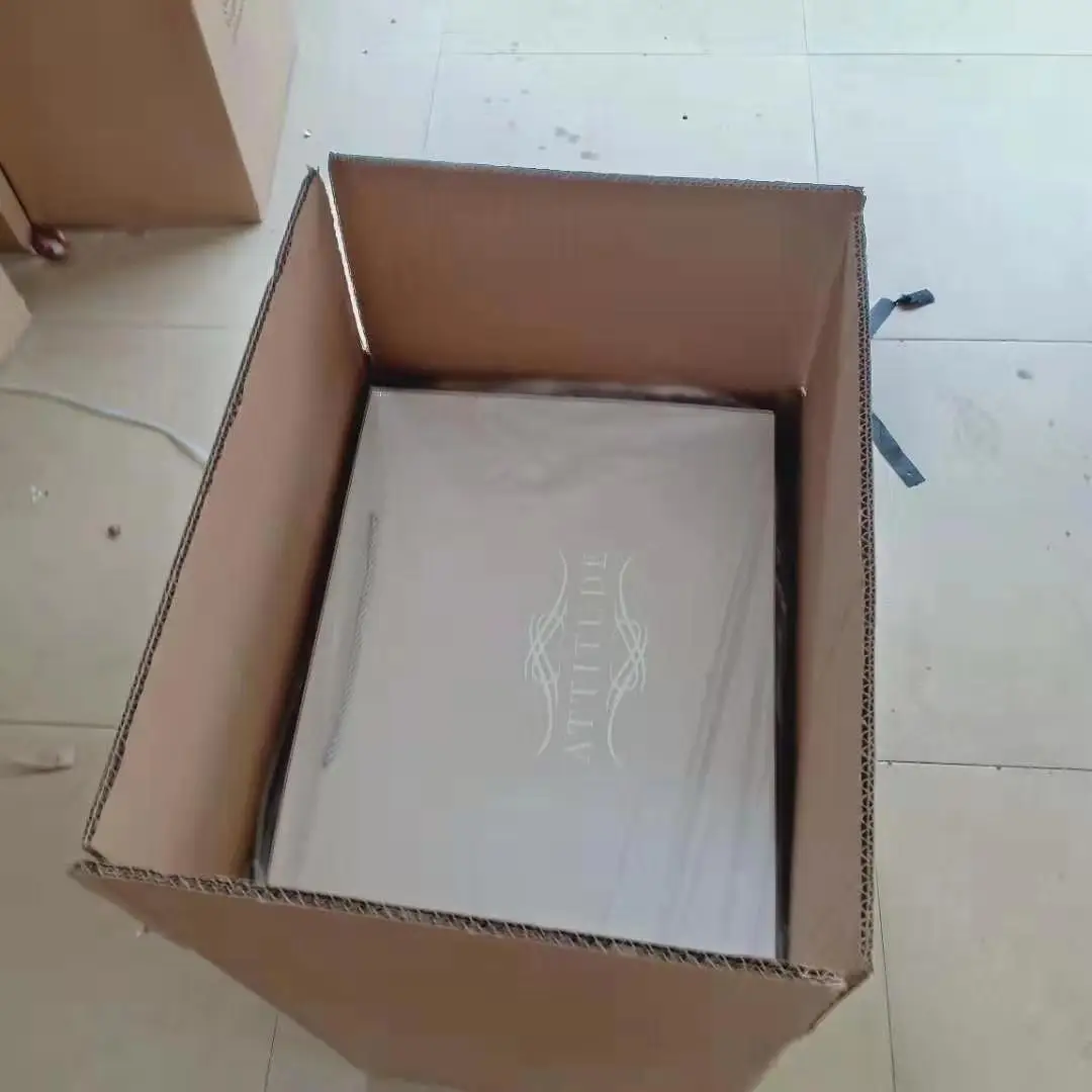 Supplying Arabian Parfum Mini Black Luxury Empty Oud Oil Attar Package ...