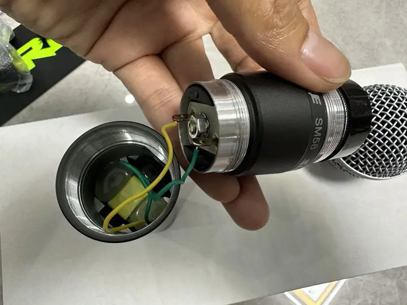 Hot Selling Professional Sm58s Cardioid Dynamic Recording Studio Microfone Vocal Handheld Wired ...