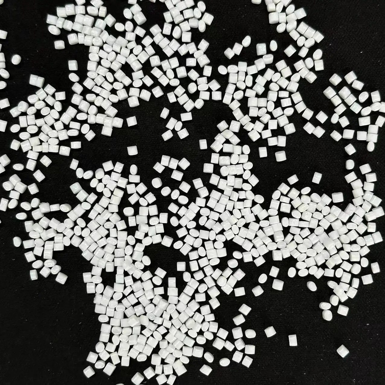 Fiber Grade Pet Flakes/ Polyethylene Terephthalate Plastic Granules Raw ...