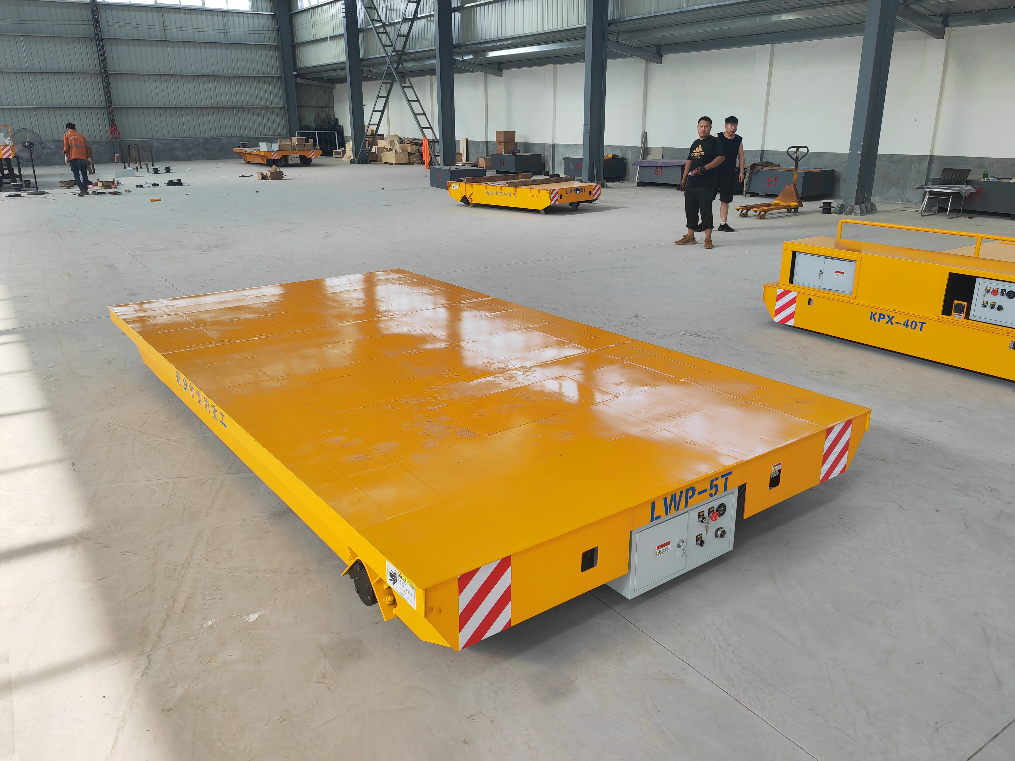 5 Ton Electric Trackless Flatbed Trolley for Handling Heavy Machinery ...