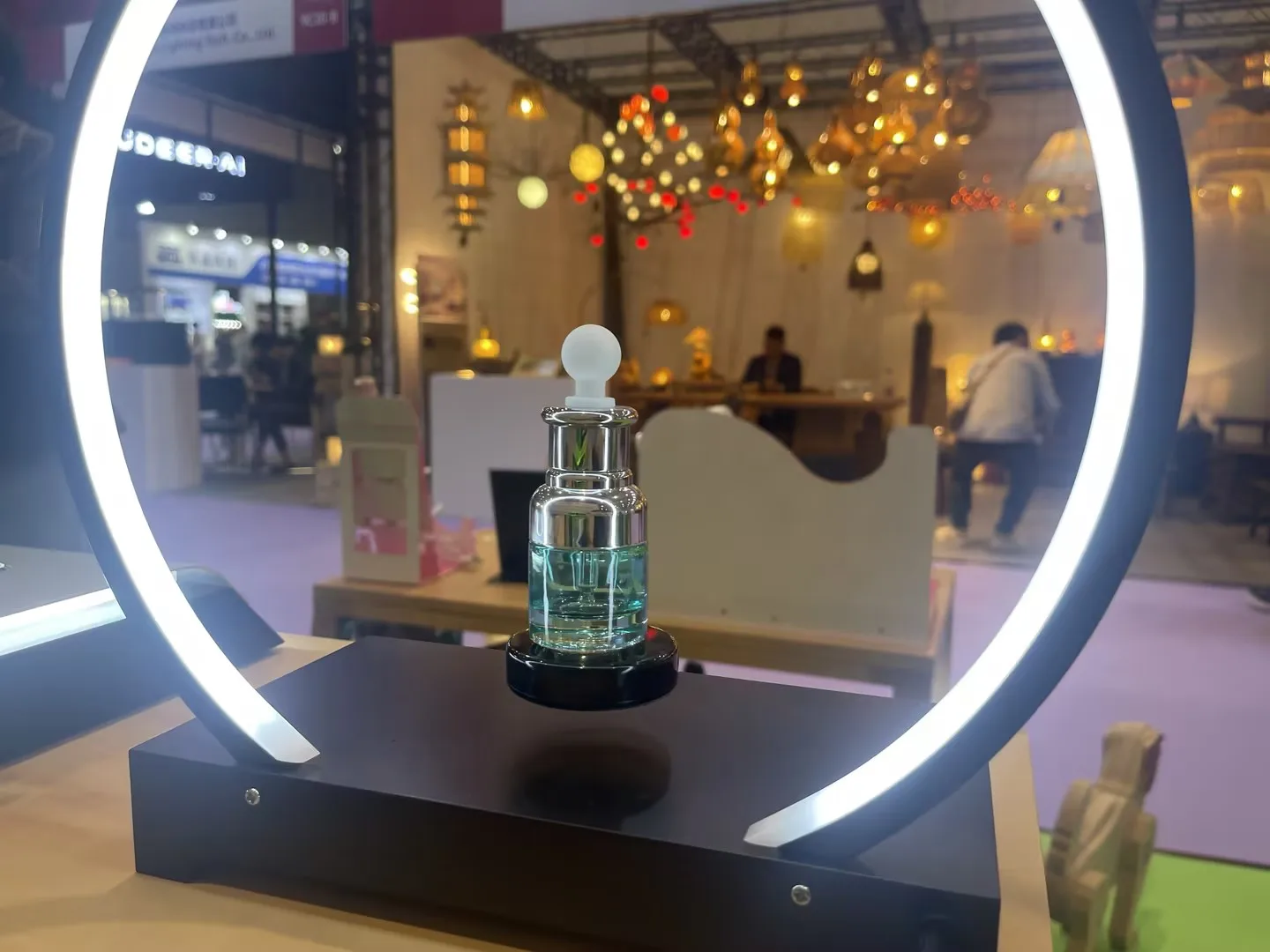 360 Degree Rotation Magnetic Levitation Perfume Bottle Display