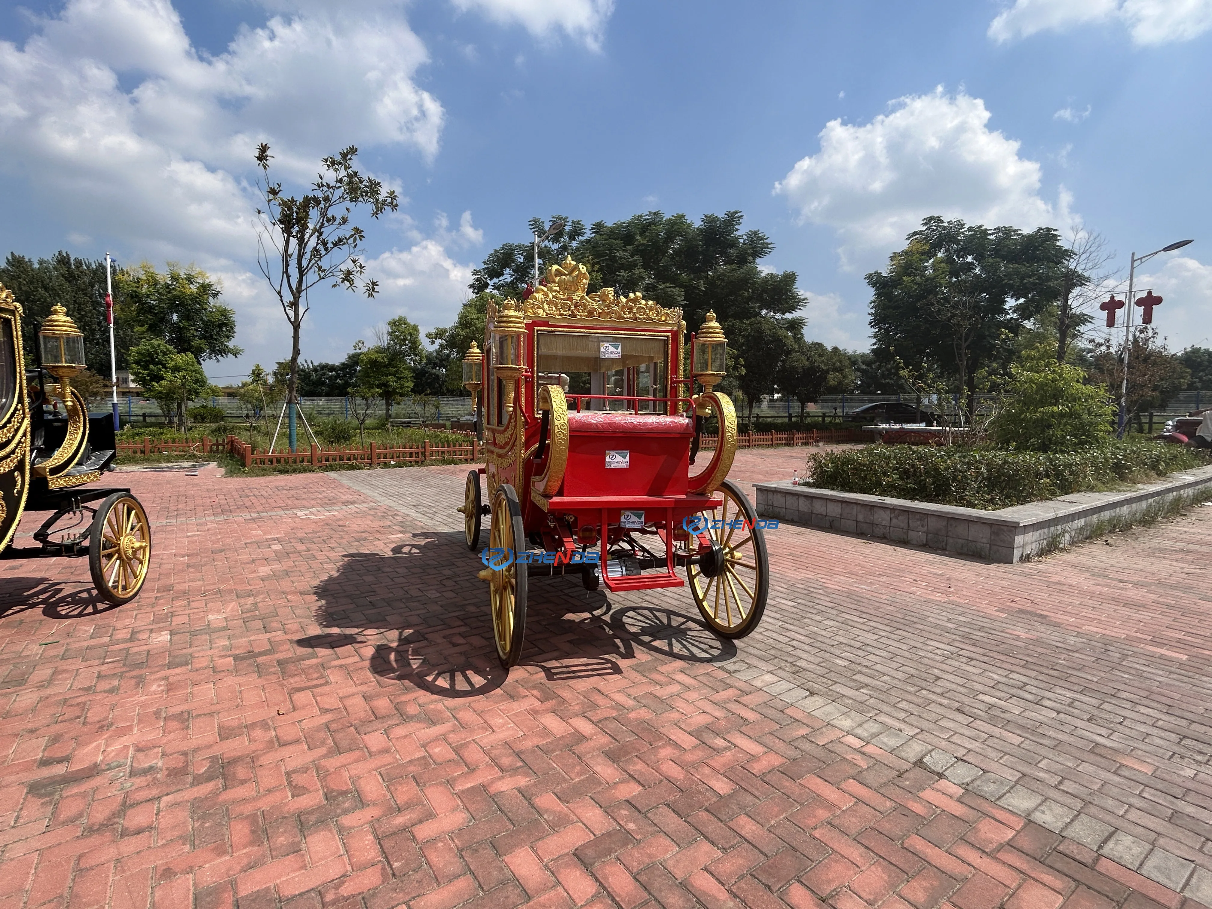 Luxury Horse Carriage Carts - Royal Electric Vehicles