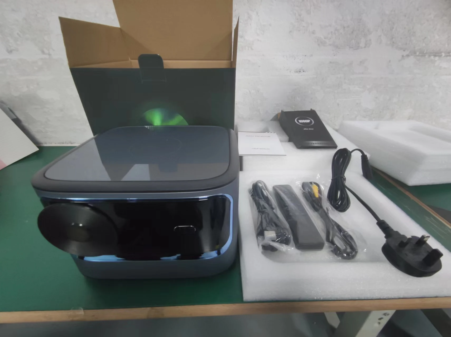 Pocket 3d 5g Full Hd Slide Home Beam Digital High Peak Projector Mini ...