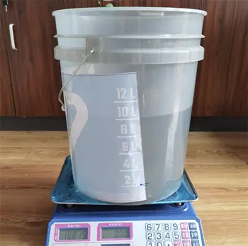 5-gal Plastic Bucket With Gallon And Liter Line For Paint Mixing. - Buy ...