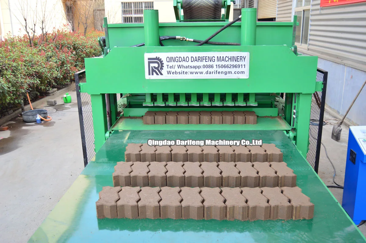 Automatic Interlocking Clay Brick Making Machine - 8 Holes Porous Brick ...