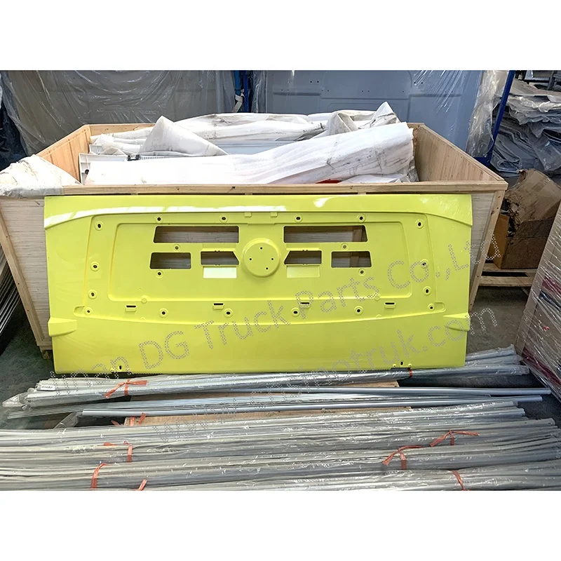 SINOTRUK SITRAK Cab Radiator Mask - 812W61110-0073