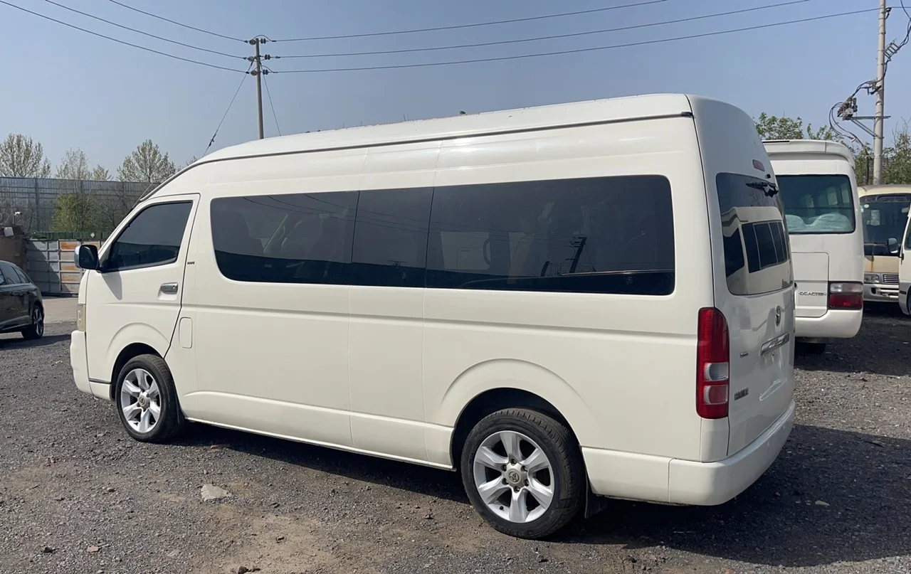 Cheap Hiace Automatic 5 Speed Transimission City Mini Bus