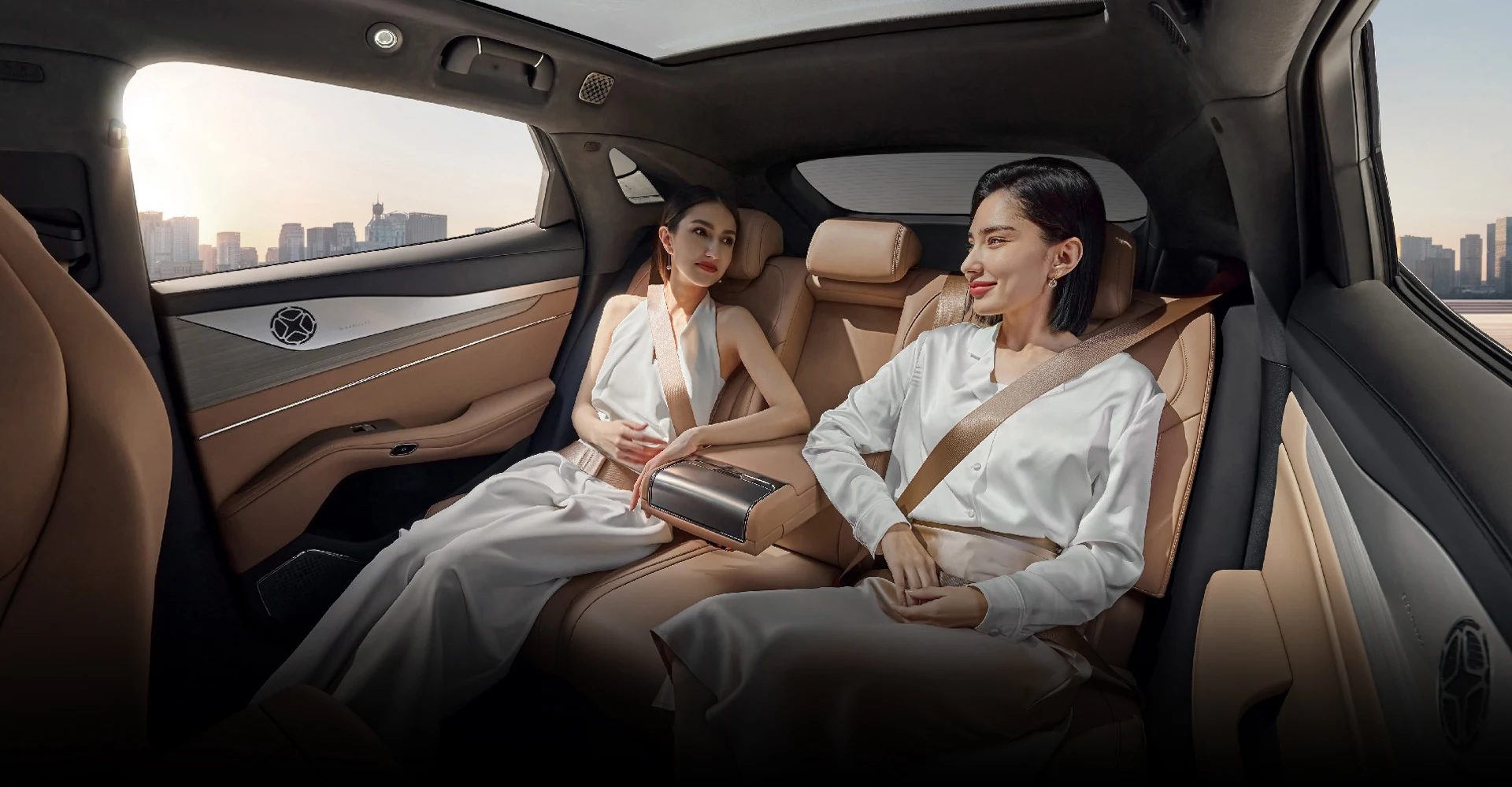 Yk Motors 2024 Ev Electric Vehicle China Hot Sale Denza N7 Delivery To Costa Rica - Buy 2024 New ...