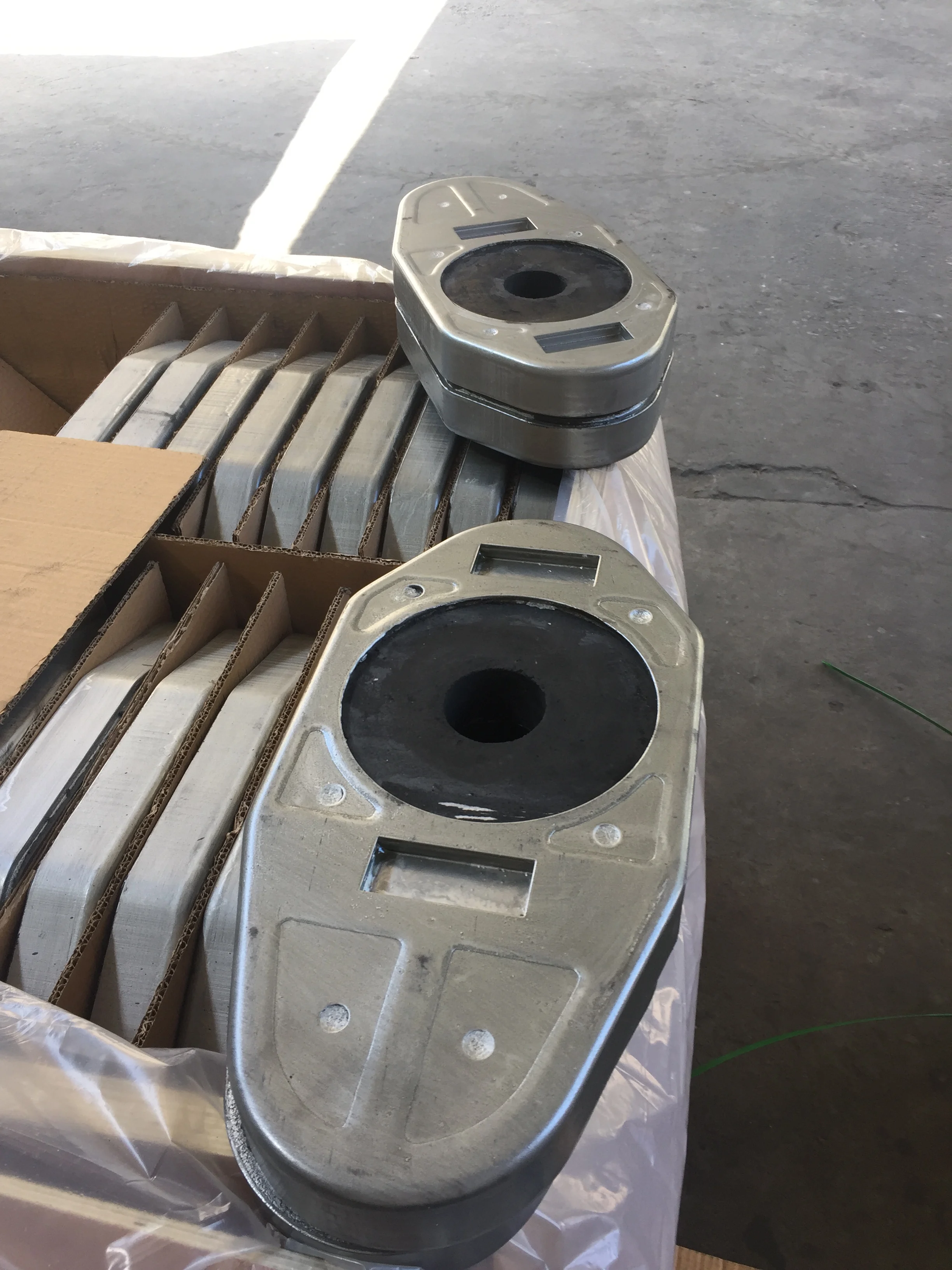 SNREF NEW TYPE CSTWO Functional Refractory Slide Gate Plates| Alibaba.com