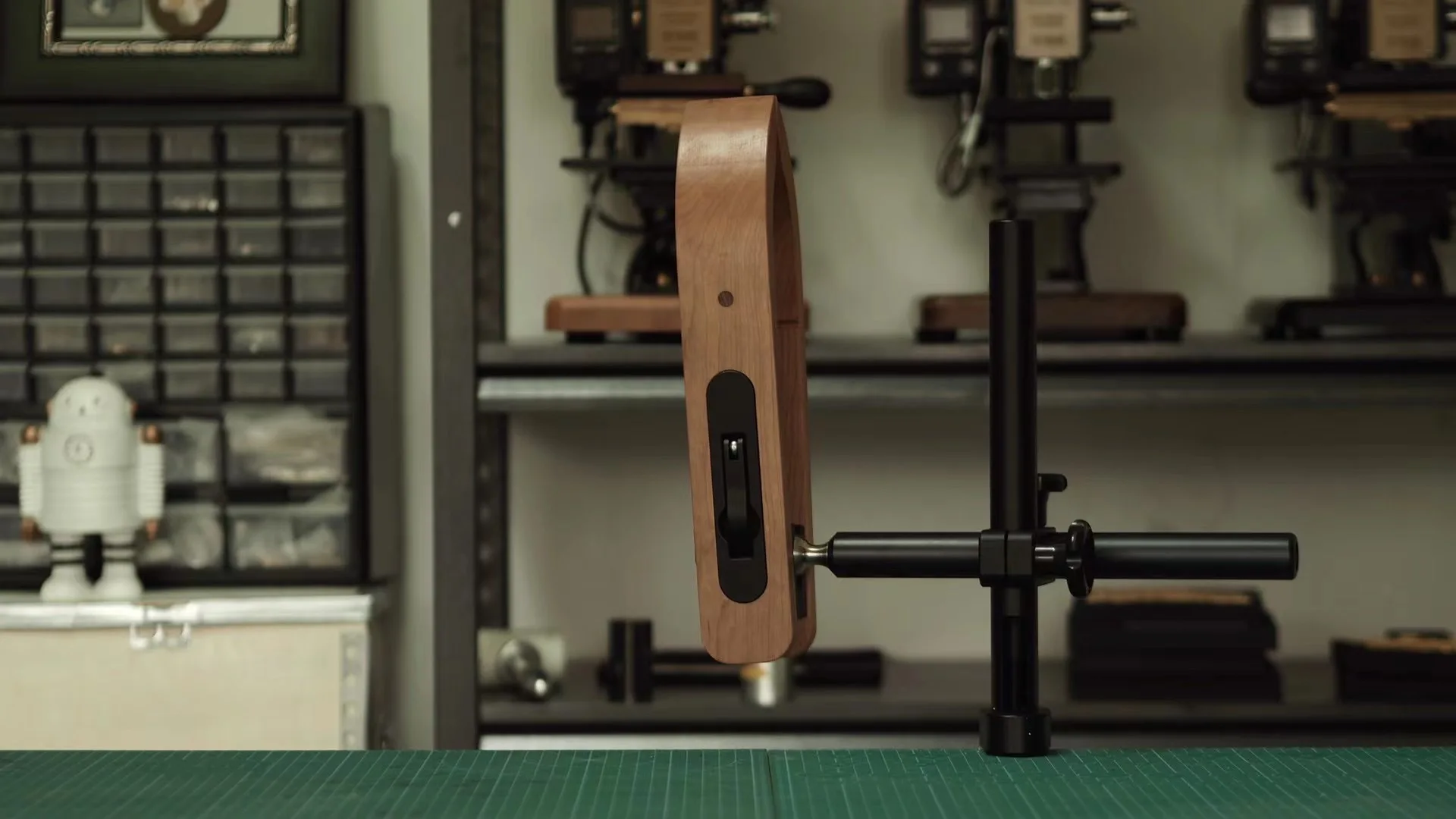 Hand Sewing Black Walnut Clip Leather Craft Fixture