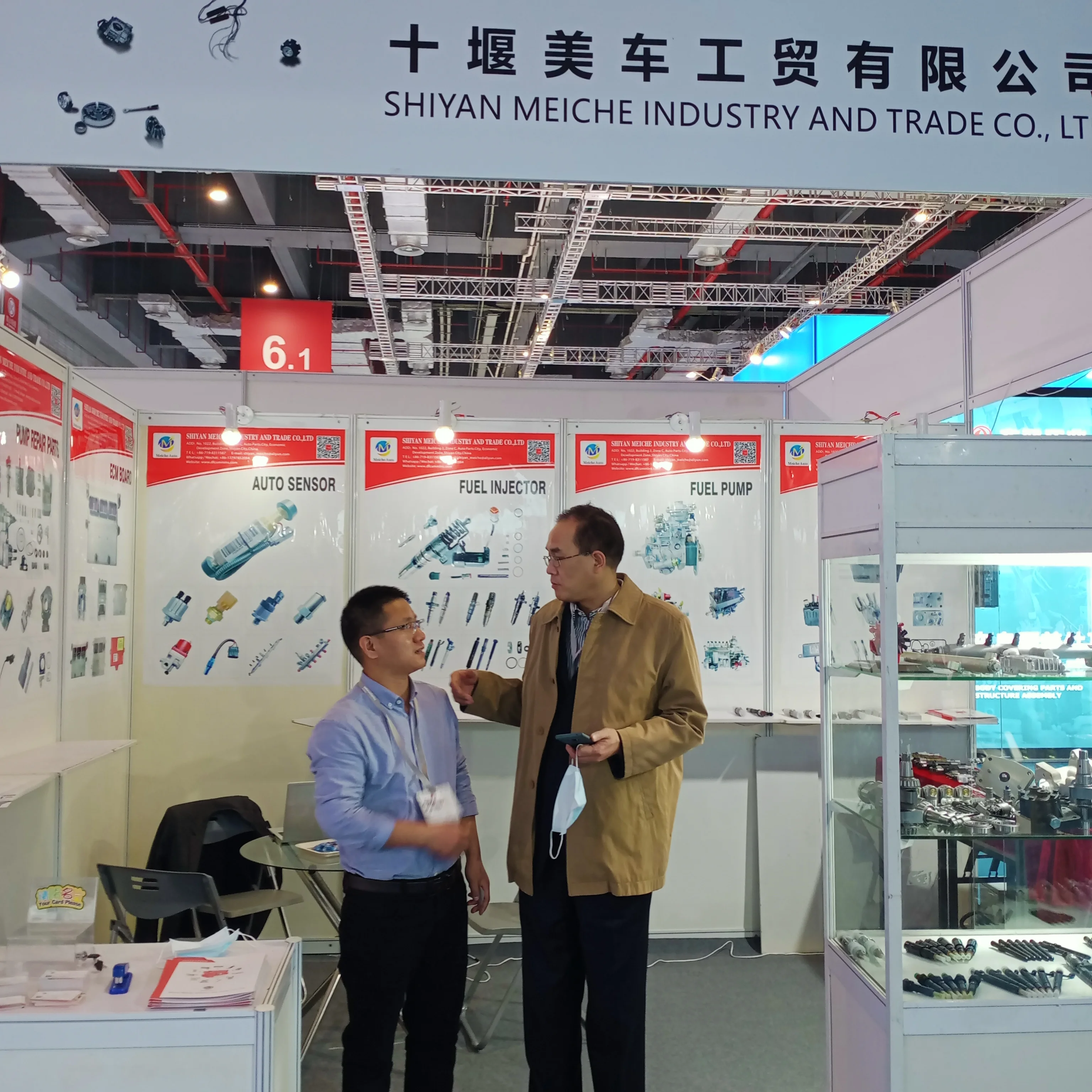 QSK38 100% Genuine New Fuel Injector Pump 4390376 Fuel Injection Pump ...