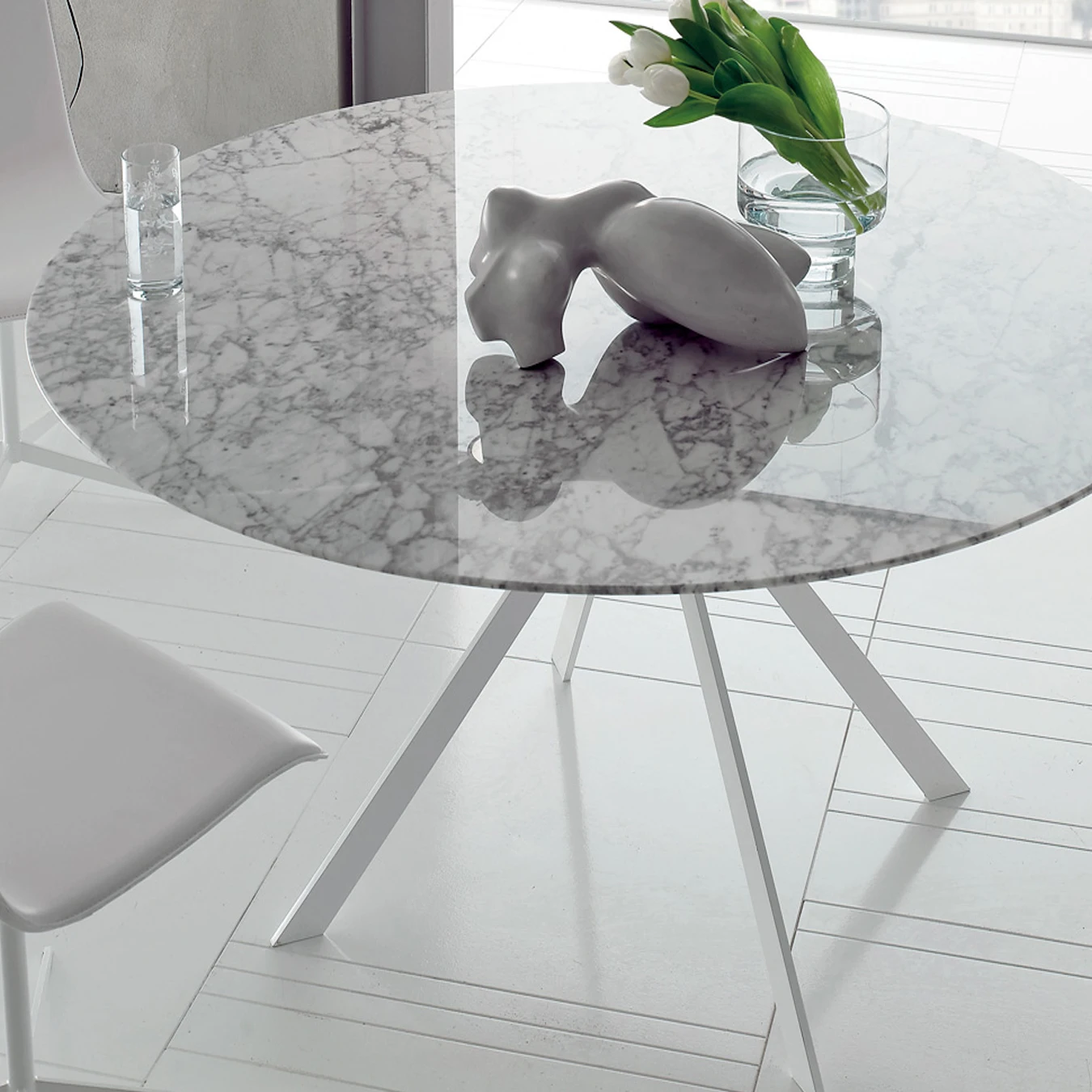 Alivar Cut Round Table Modern Style Special Design Dining Table With ...