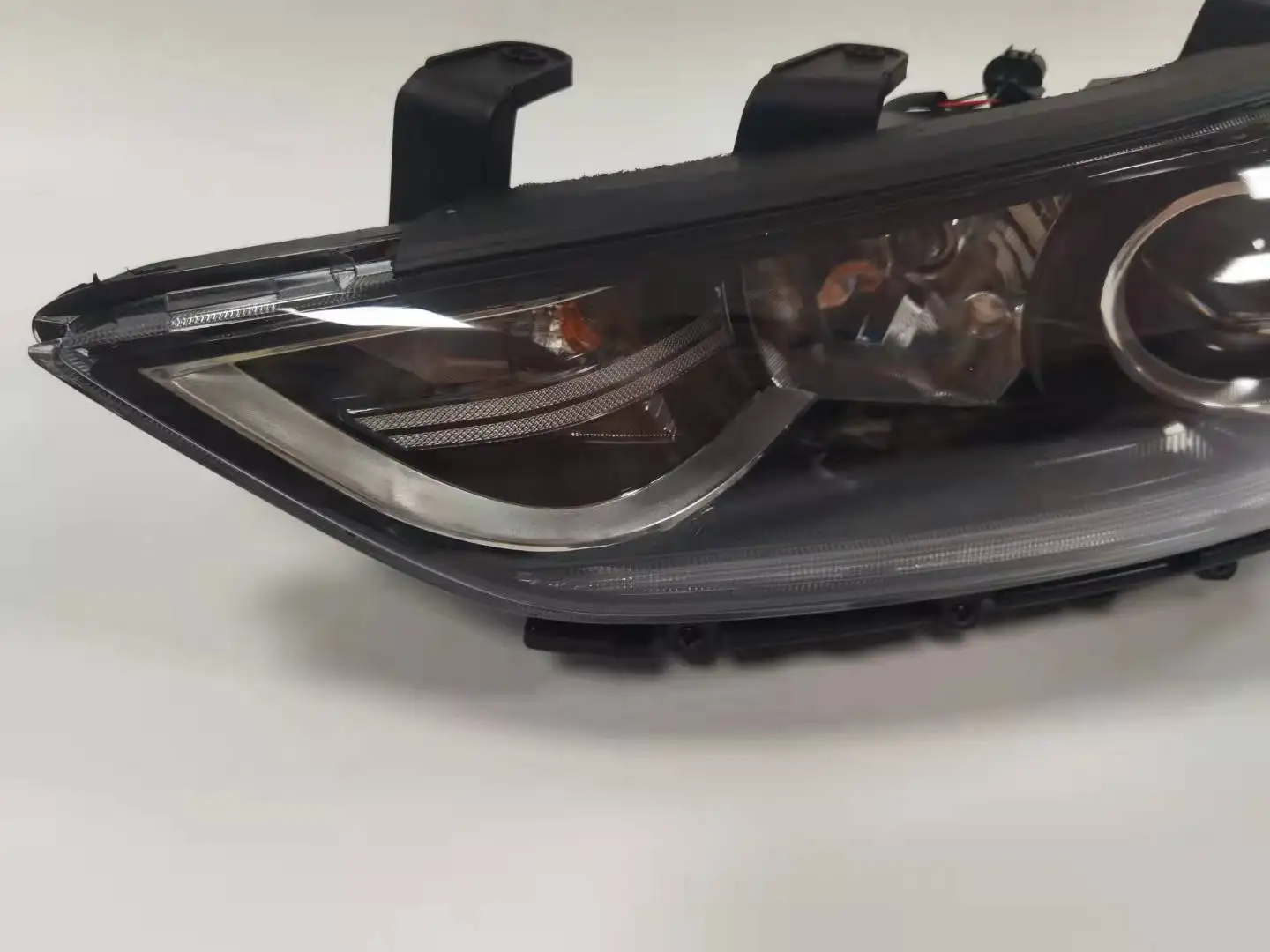 Car Headlamp Headlight for Hyundai Elantra - 92101-F0000