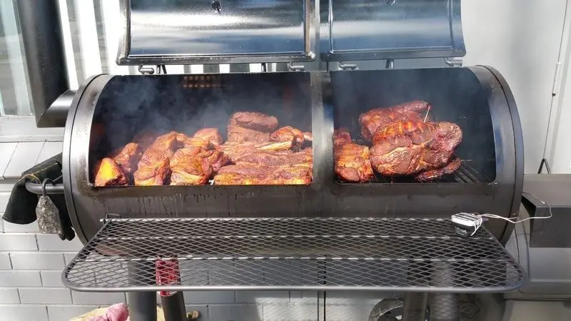 Best Offset Smoker under $1000 - Flaming Coals Review