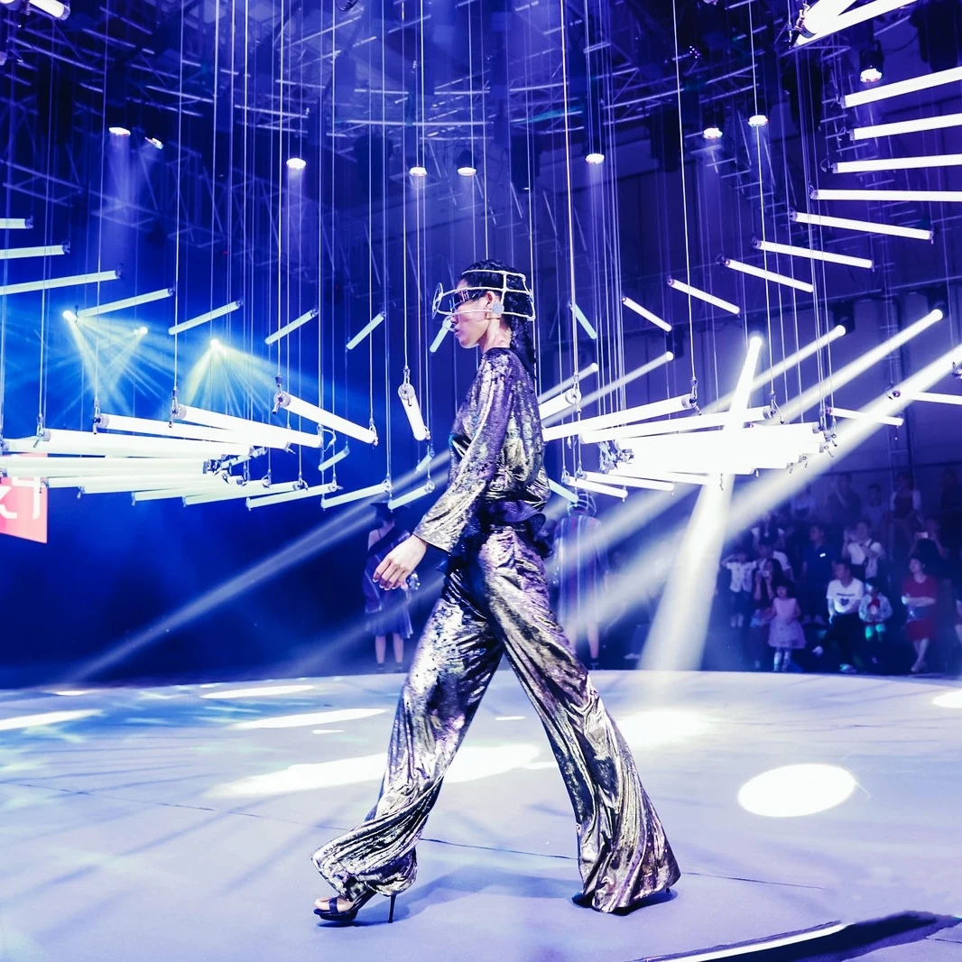 Kinetic Led Tube Lights RGBW Pixel 360 Degree Stage Light DJ Disco Bar ...