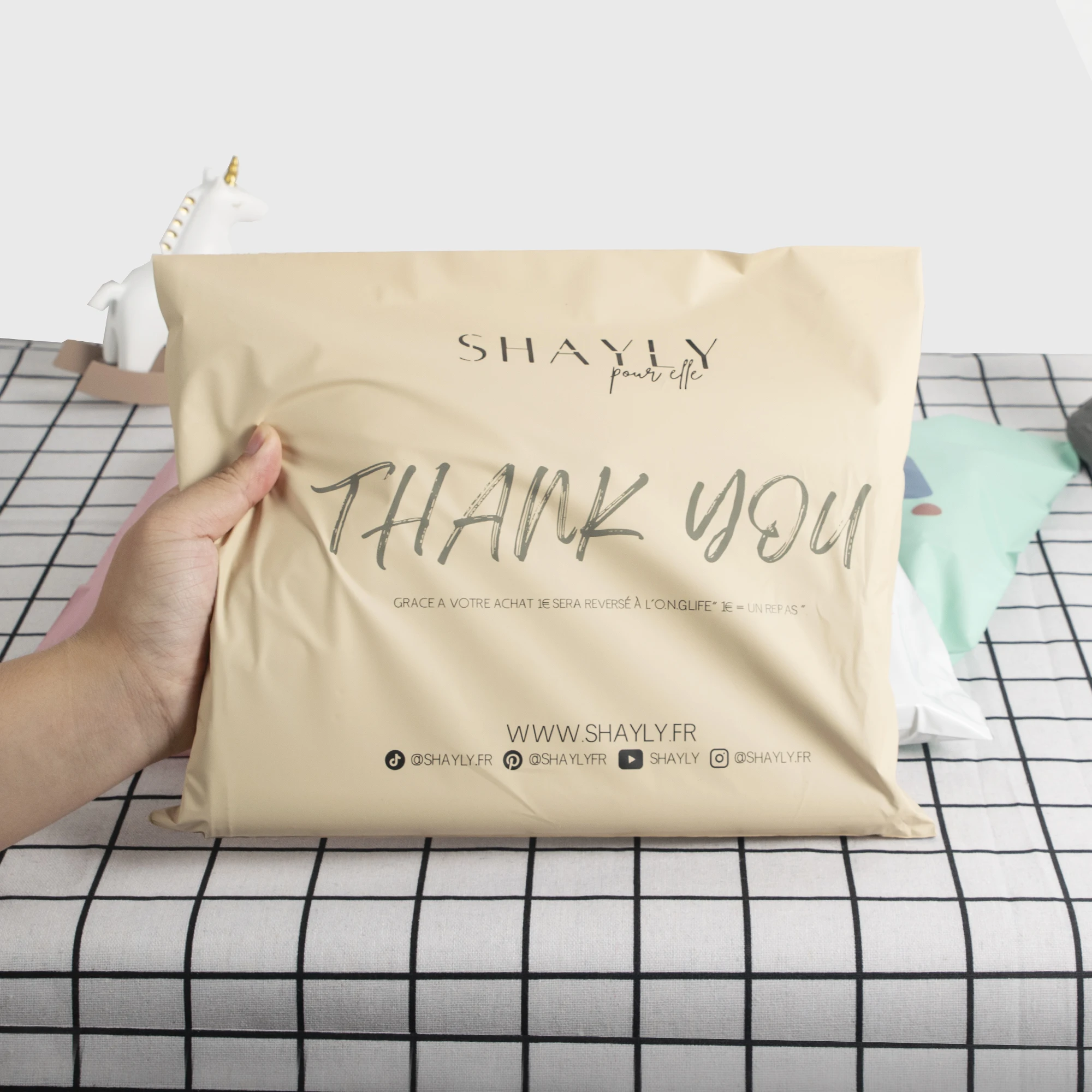 Eco Friendly Custom Logo 100% Biodegradable Poly Mailers