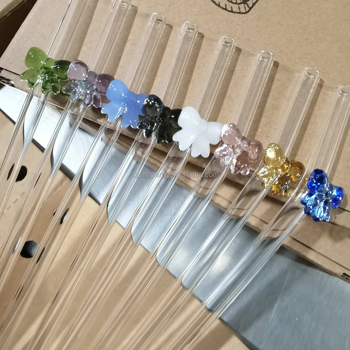 Cute Bow Glass Straws - Sustainable & Durable Bar Accessories