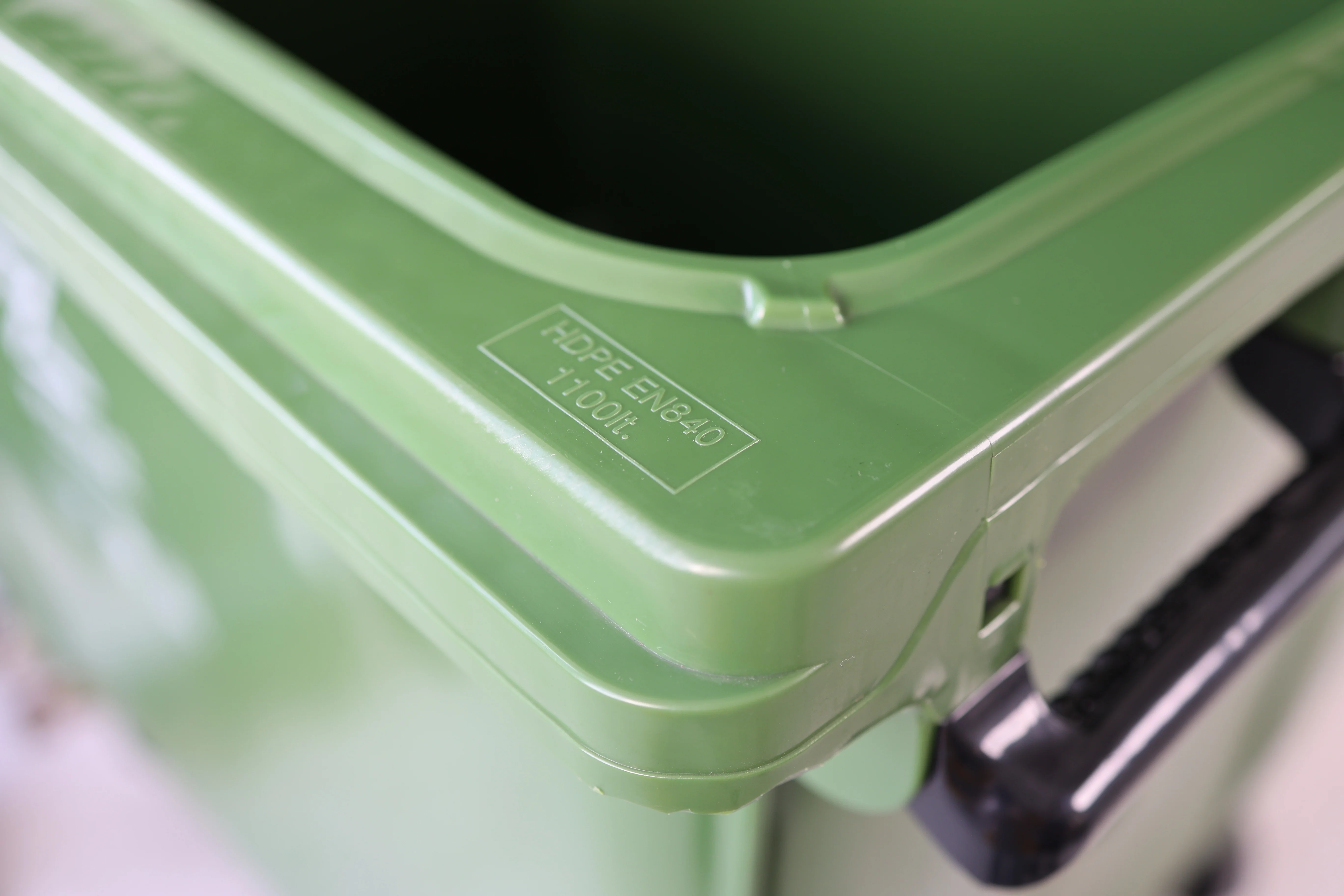 1100 Liter Plastic Waste Containers - Durable & Sustainable
