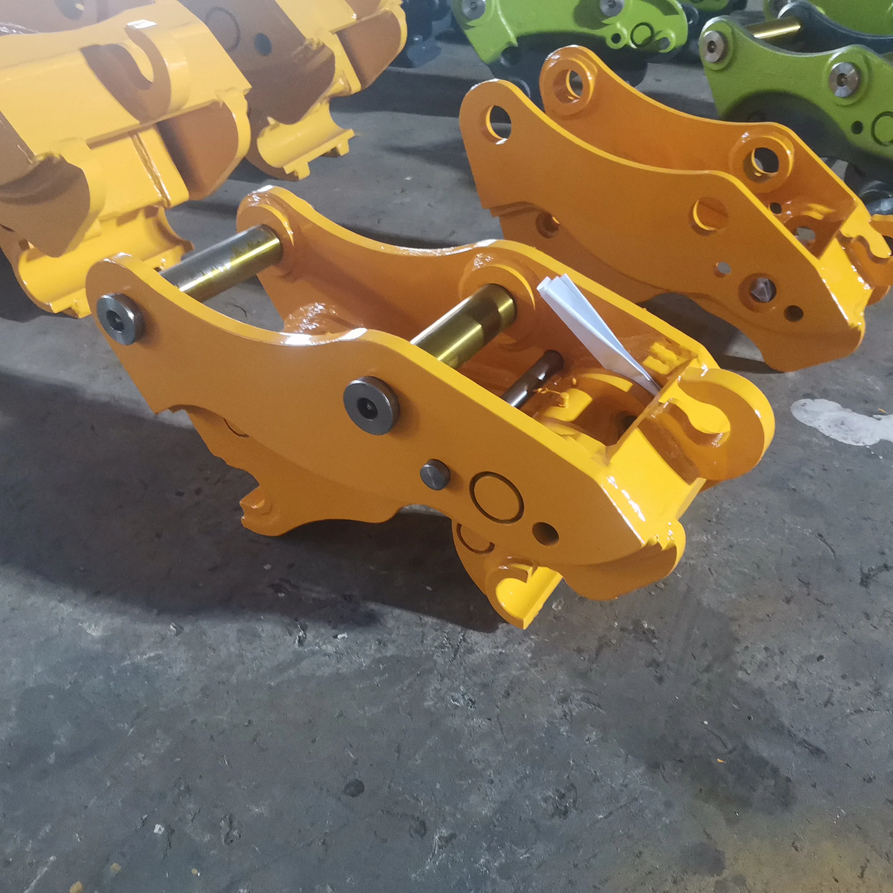 DHG Mini Excavator Attachment - Manual Quick Coupler