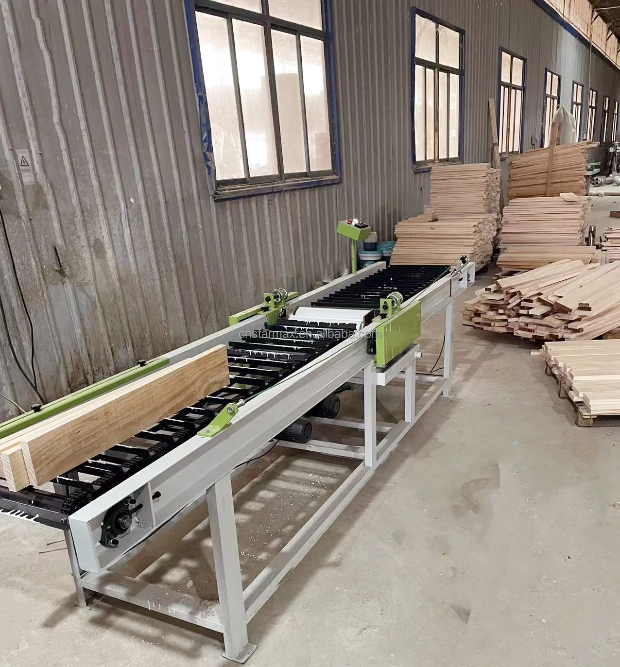 Solid Wood Edge Joining Gluing Machine Double Chain Laminated Timber ...
