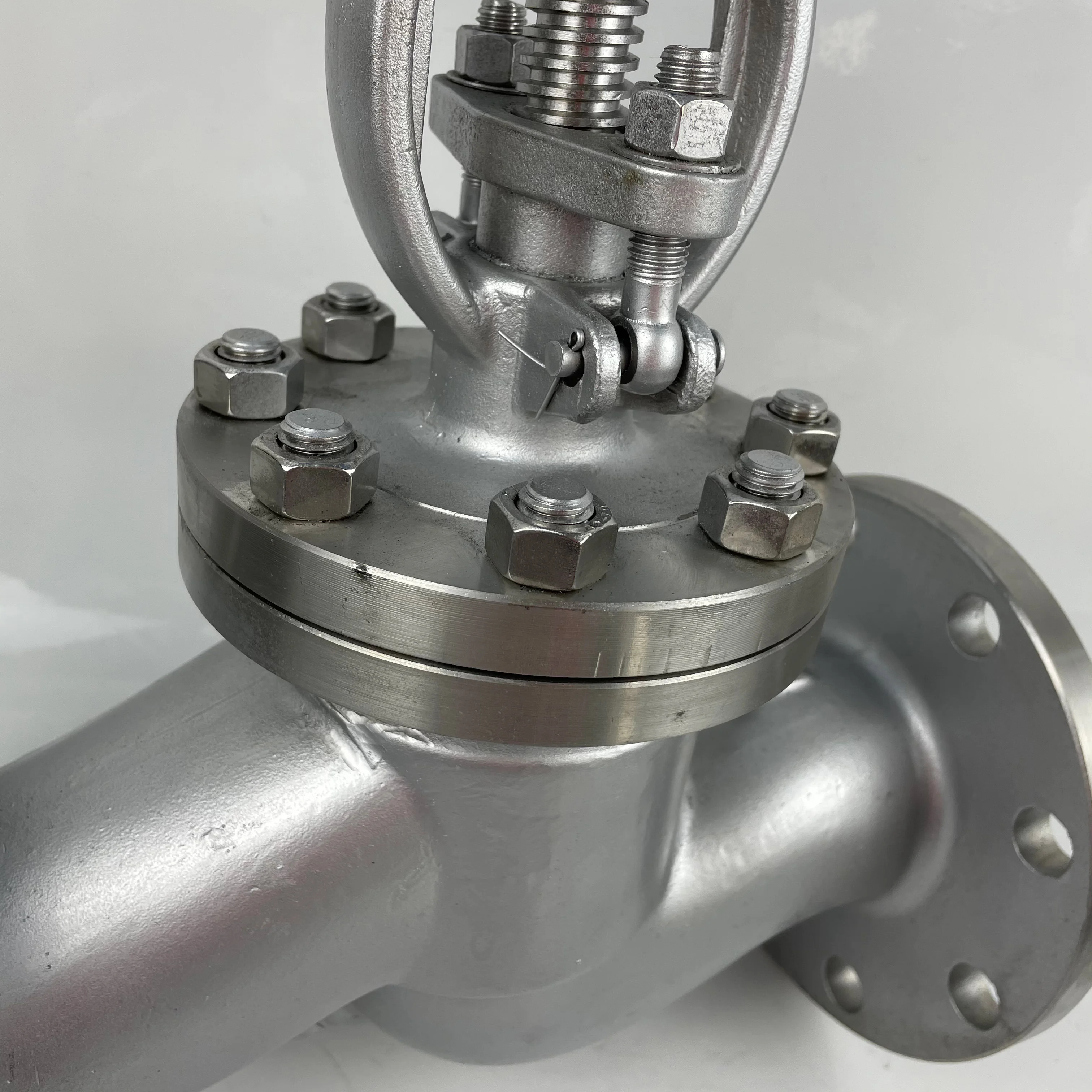 DIN Standard 50mm DN50 Handwheel Flange Type Steam Carbon Steel Globe Valve