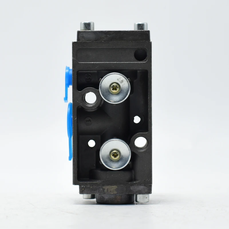 便宜的工厂价格变速箱阀门81521706151铝合金变速箱阀门用于卡车零件| Alibaba.com