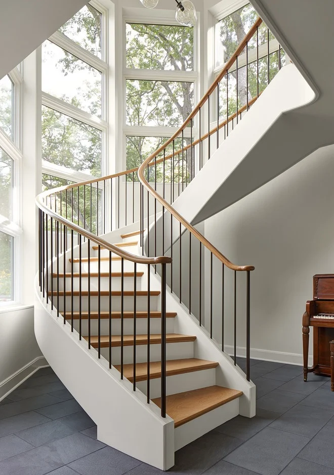 Modern Custom Elliptical Curved Stairs with Iron Balustrade