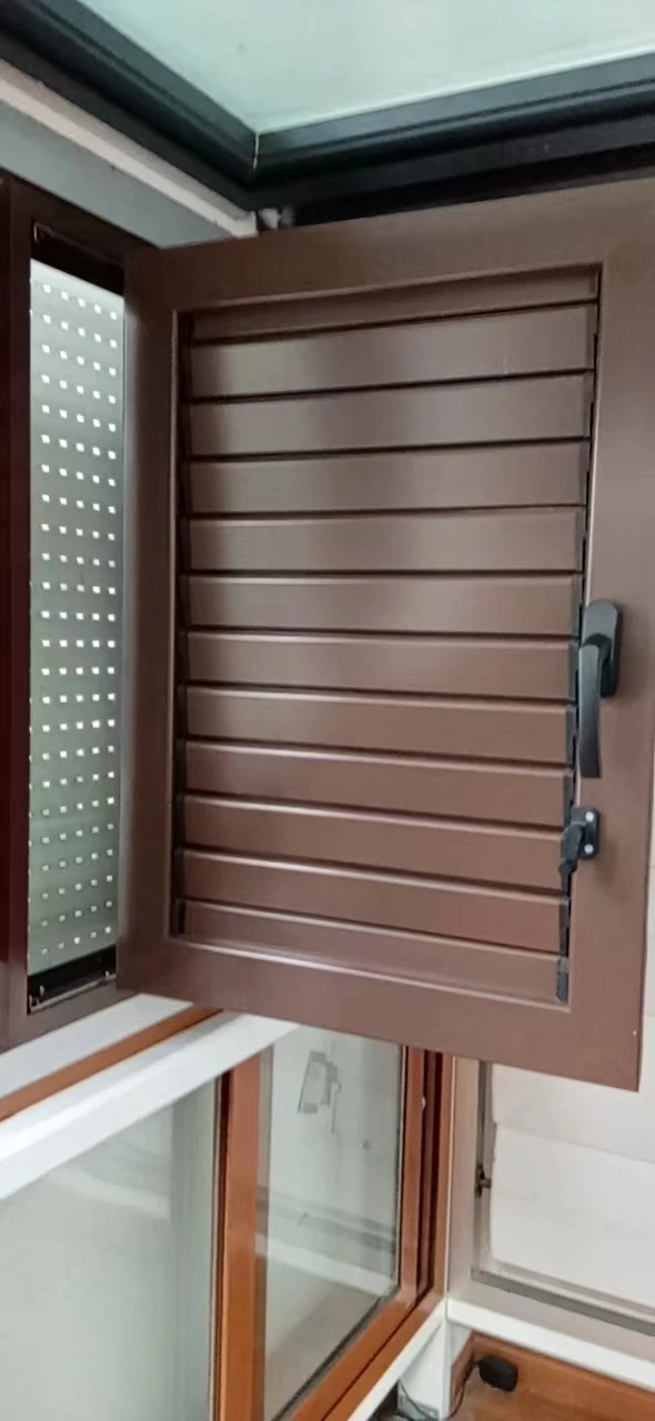 6063-t5 Automatic Louvre Window Accepted Horizontal Vertical Open And ...