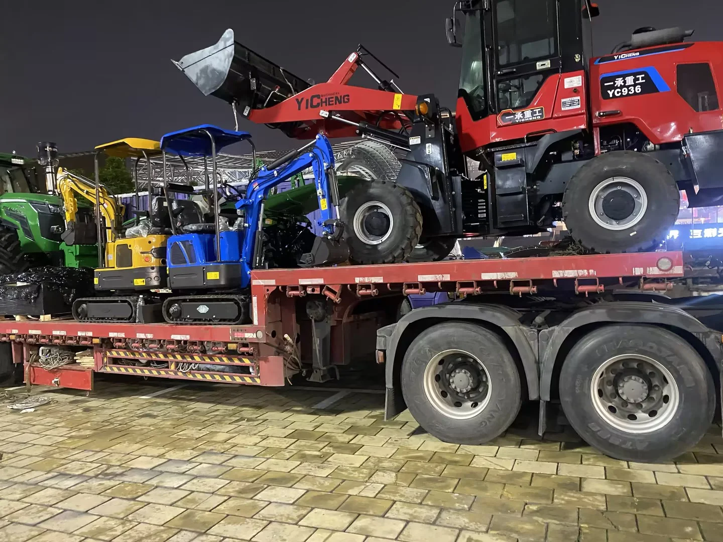 Euro5 Weichai Engine Mini Articulated Wheel Loader New Front Loader For ...