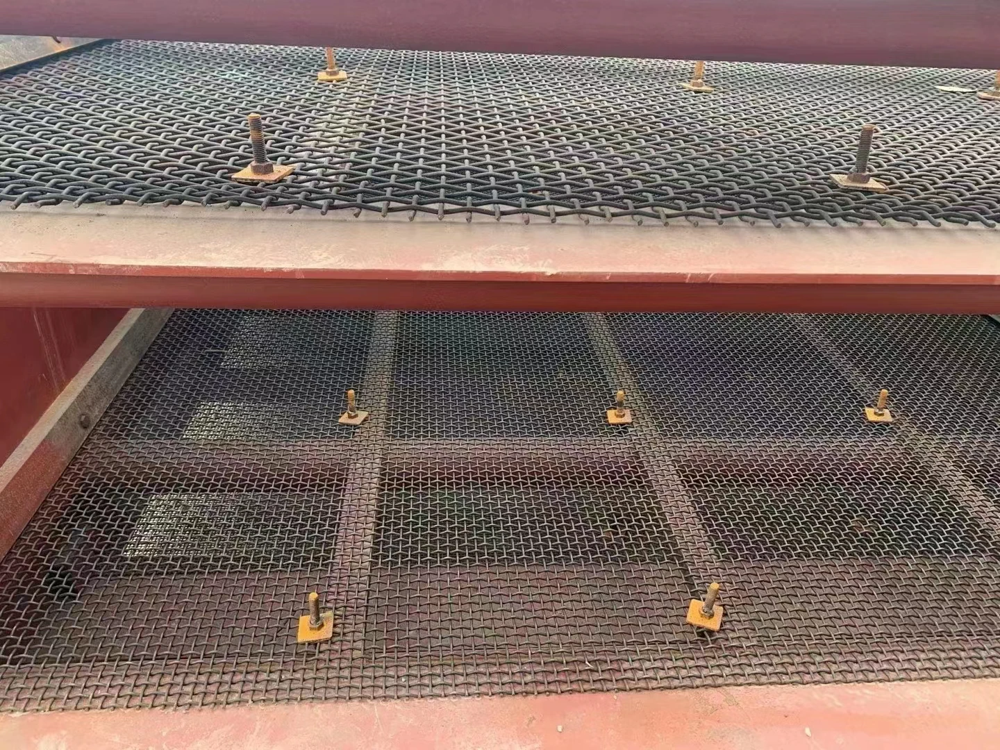 High Quality Manganese Steel 65 Braided Vibrating Screen Stainless ...