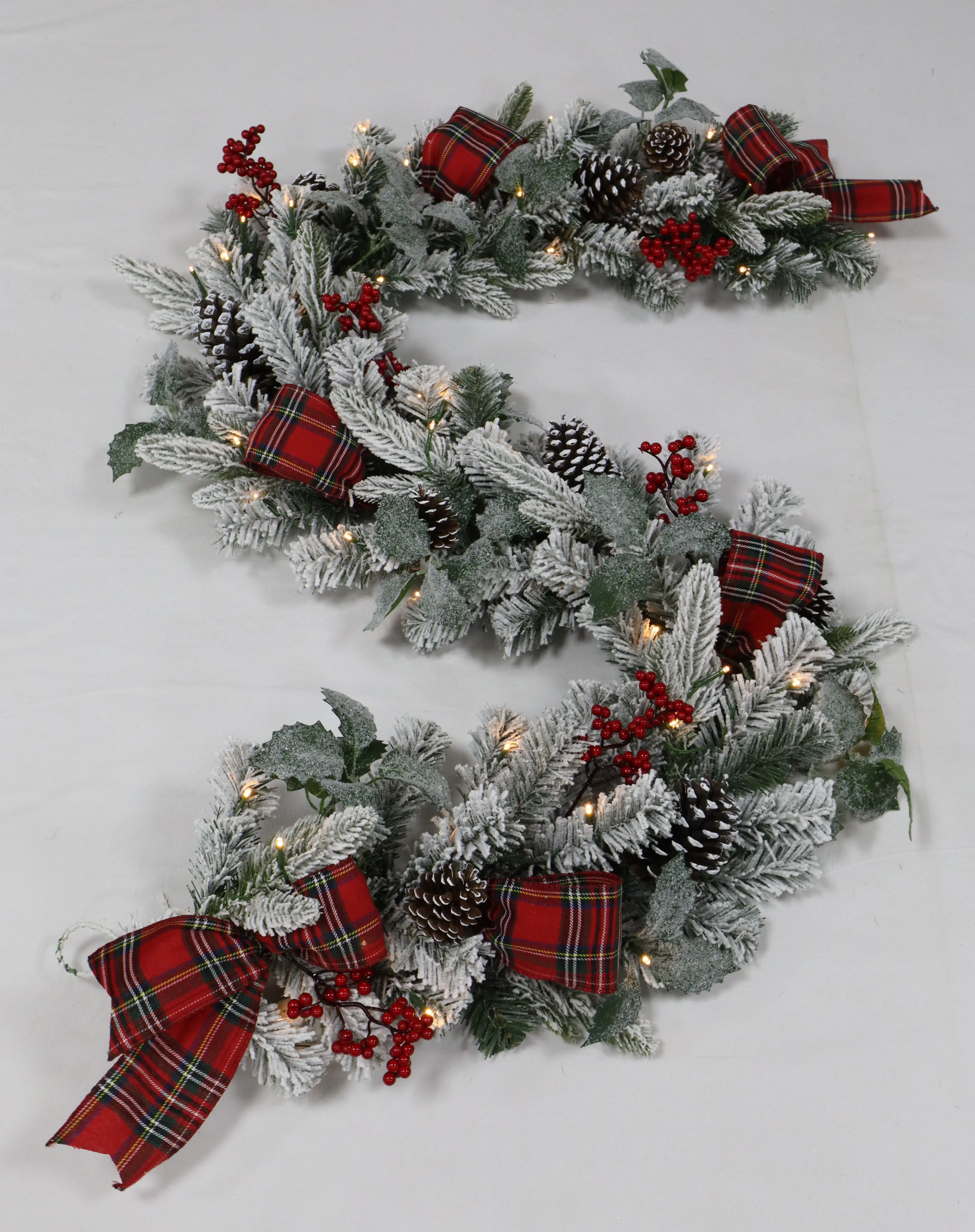 6ft Pre-lit Christmas Garland,Wreath With Pe/pvc Mixed Tips - Buy ...