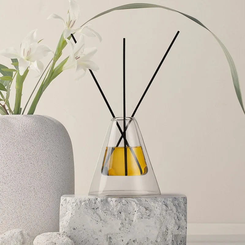 Empty Unique Conical Shape 100ml Transparent Glass Reed Diffuser Bottle ...