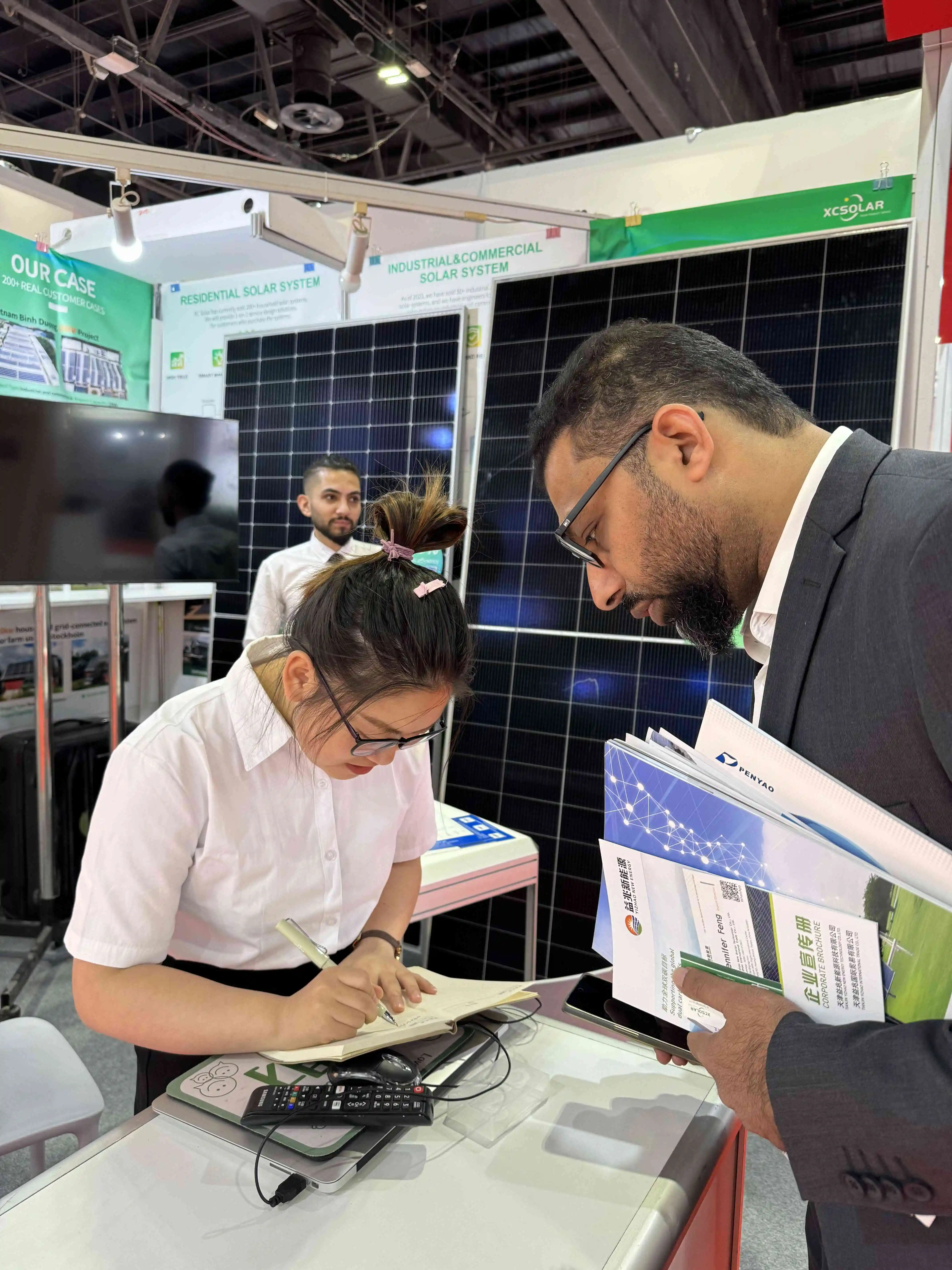 20ft Containerized Energy Storage System 2mgh Solar Panel Battery ...