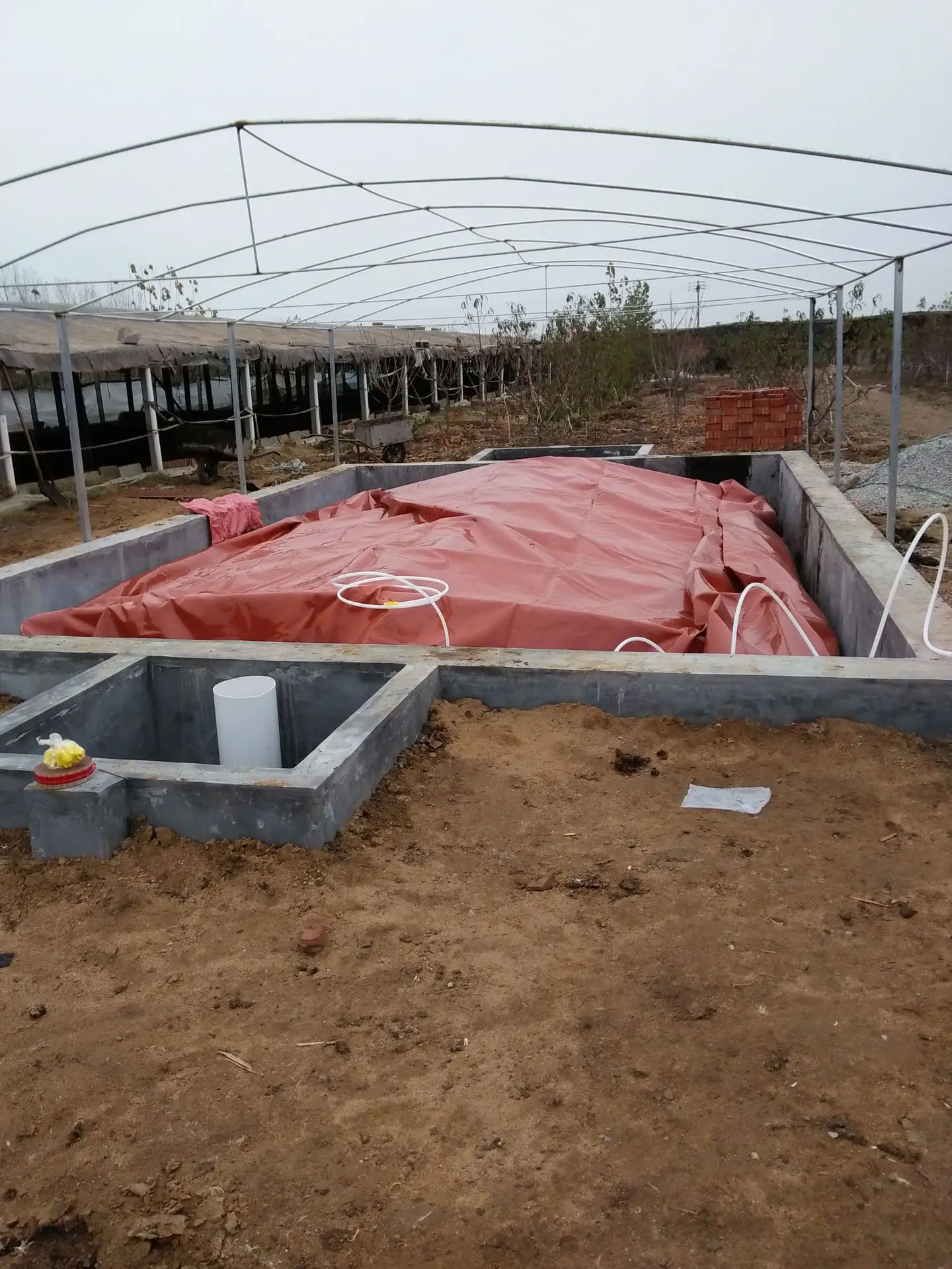 Red Mud PVC Biogas Digester - Efficient & Portable Solution