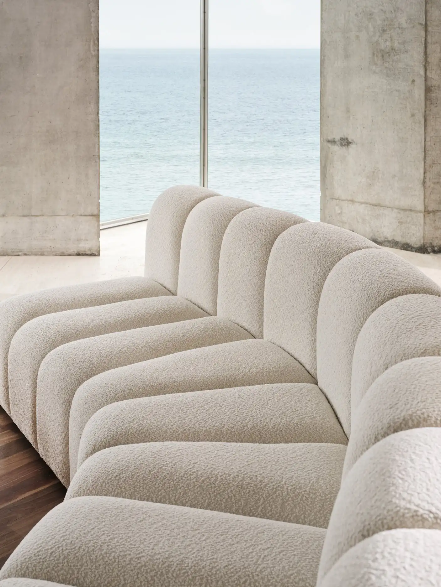 ATUNUS Elegant Living Room Furniture Soft Sofa Curved Channel Modular ...