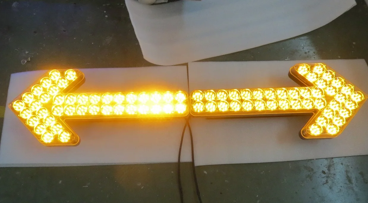 Road Construction Traffic Signal Flashing Warning Led Directional Arrow Light - Buy Led ...