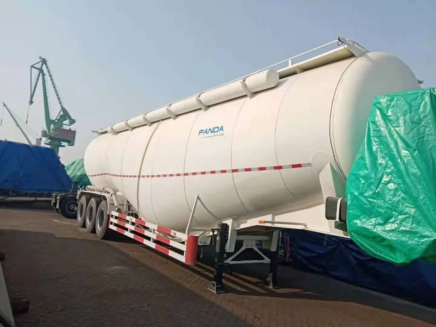 Panda 80tons 85tons Lime Powder Cement Bulker Trailer For Sale In Uae ...