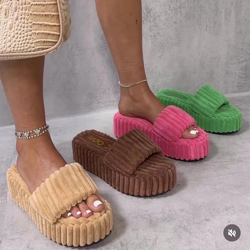 2023 Colorful New Design Fashion Slippers Thick Platform Casual Flip ...