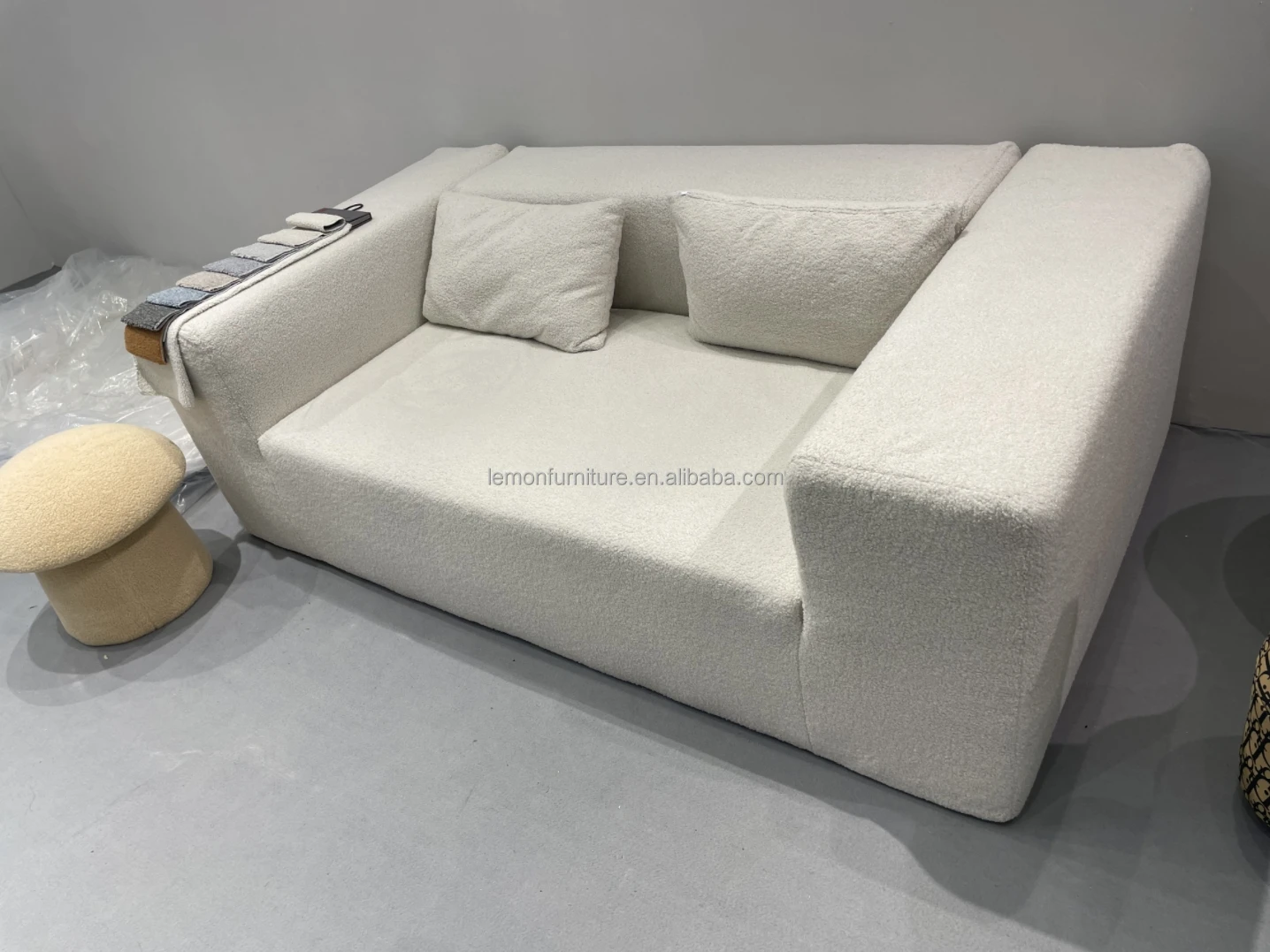 Compressible Sofa Set by LEMON FURNITURE - Modern & White