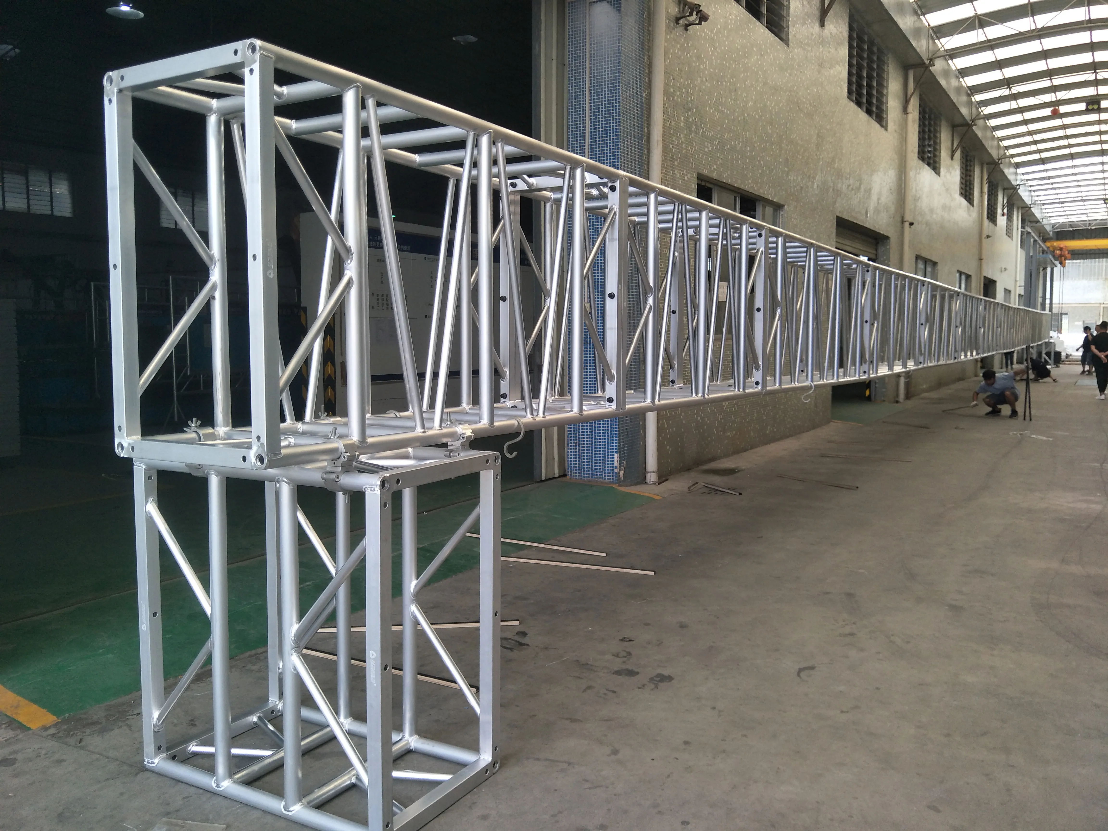 Aluminum Lighting Aluminum Truss Roof Trusses Wedding Stage Box Truss ...