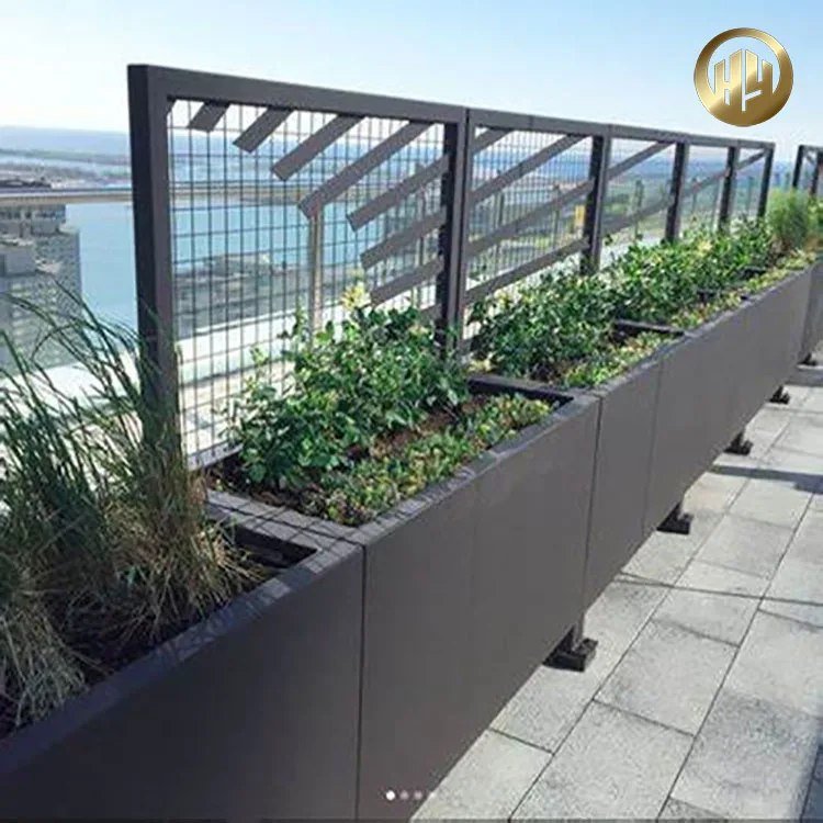 Custom Laser Cut Outdoor Aluminum Milan Grass Planter Fence